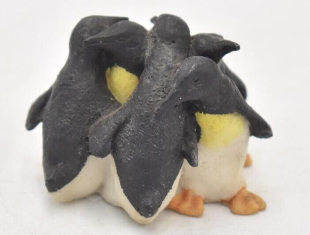 Vintage Penguins Cuddling Figurine Statue Ornament Resin - Etsy