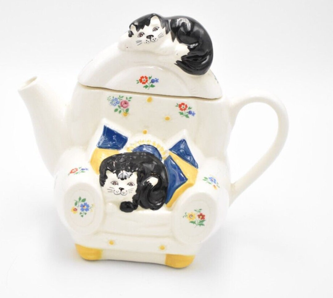 Wade Whimsical Teapots Feline Collection Design by Judith - Etsy