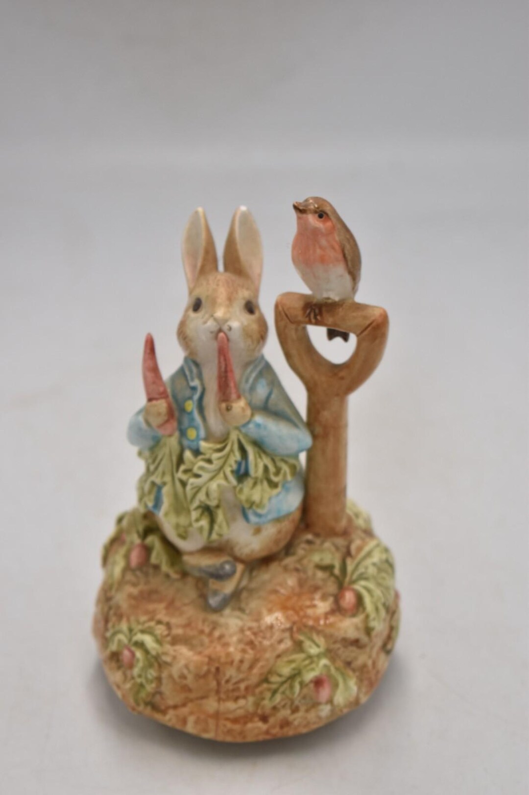 Peter Rabbit World of Beatrix Potter Music Box Plays Schubert’s Lullaby ...