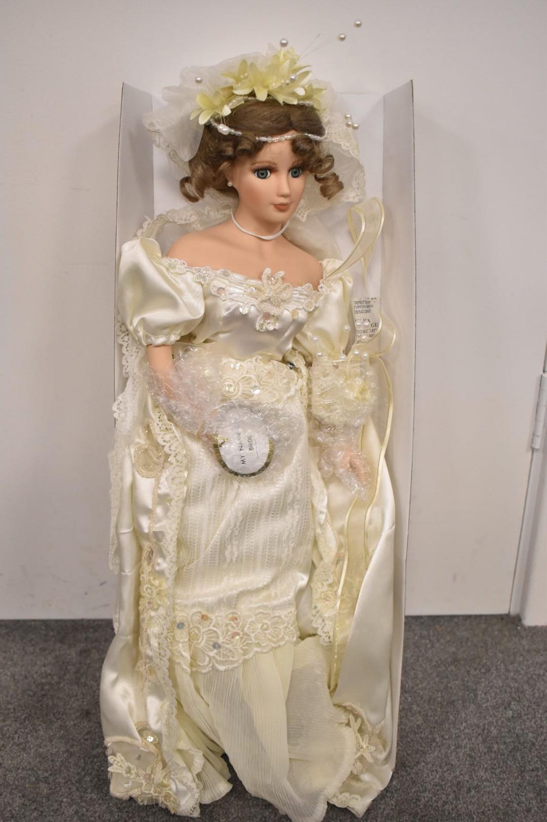 Vintage Vanity Fair Hand-painted Porcelain Bridal Doll 54cm Boxed ...