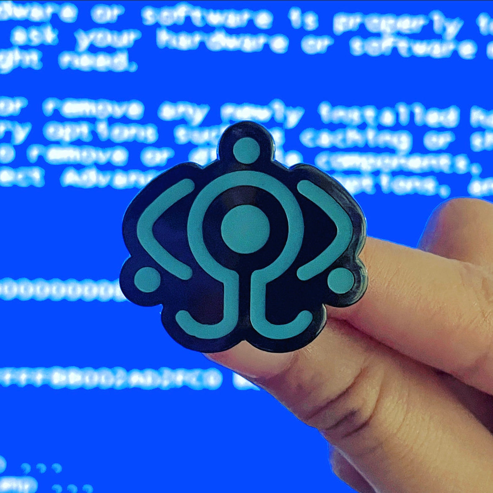 Serial Experiments Lain Enamel Pin Set - Etsy