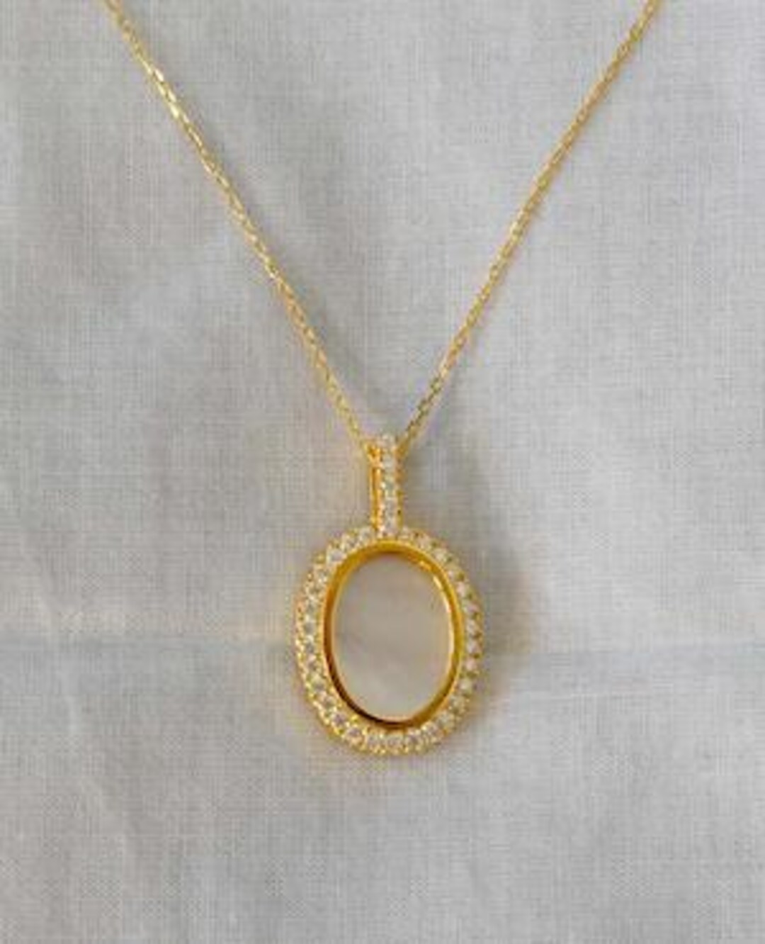 Melee & Mother of Pearl Necklace, Silver925, K18 Coating, Mother of ...