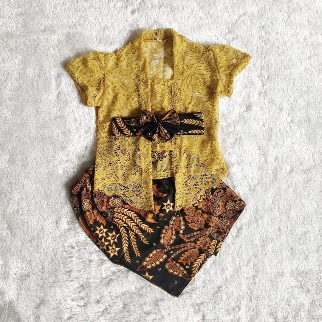LACE KUTUBARU 0- 2.5years Baby Kebaya, Baby Kebaya Sets LONG Batik ...