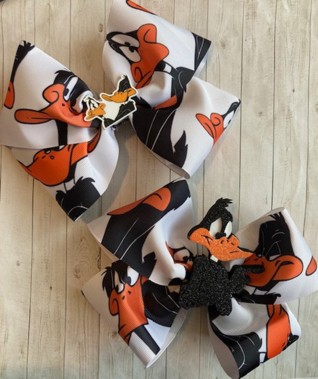 Duck Cartoon Character Hair Bows, Duck Hair Bows, Shaker Hair Bows - Etsy