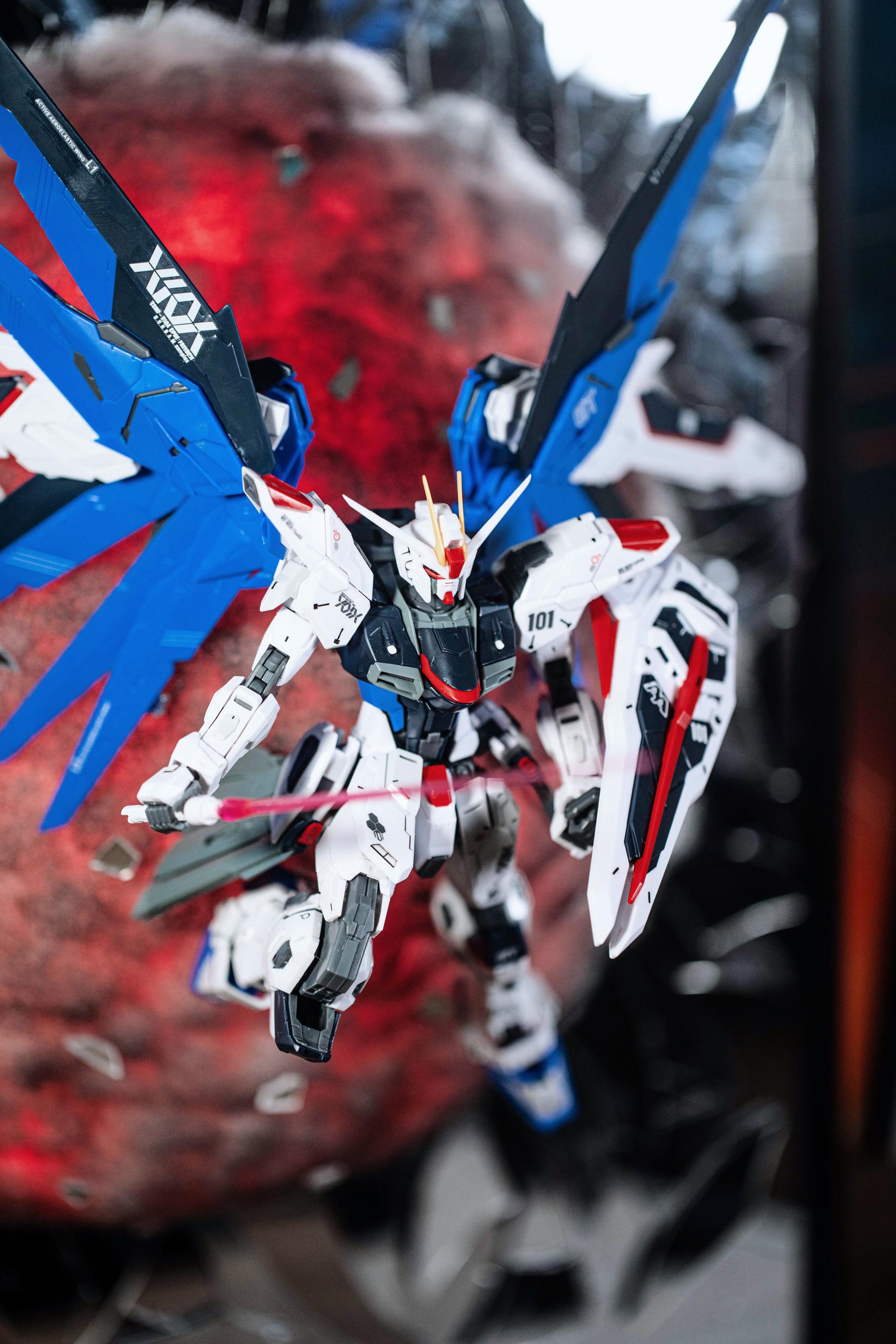 MG Freedom Gundam 3D Wall Art, Breakthrough Mirror Gundam, Japan Anime ...