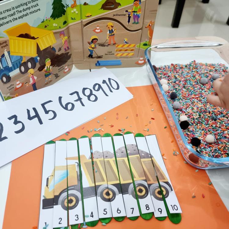 Construction Zone Sequencing Puzzle // Printable Puzzle // Preschool ...