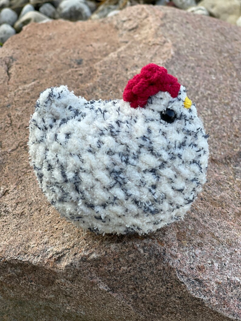 Adorable Crochet Mabel Chicken & Family - Etsy