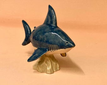 Cast Aluminum Shark Statue – Handcrafted Metal Ocean Decor – Mini Shark ...