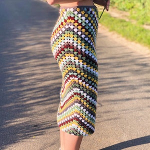 Easy Crochet Granny Square Skirt Pattern - Versatile Maxi Skirt Design ...