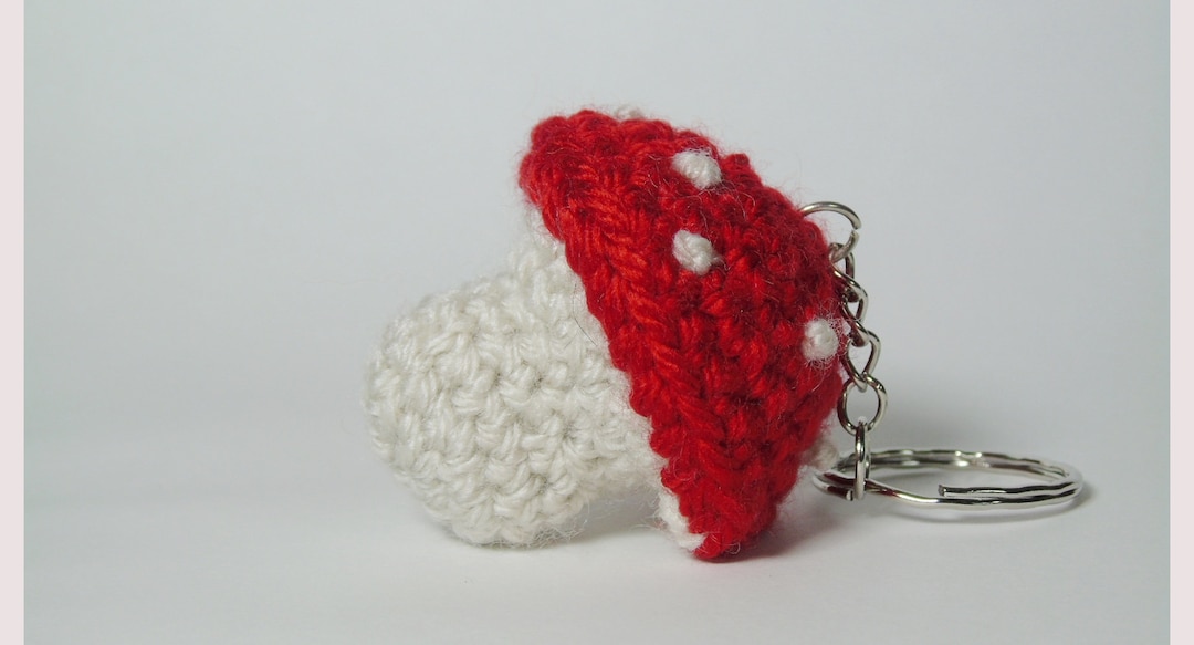 Crochet Mushroom, Toadstool Keychain Amigurumi - Etsy