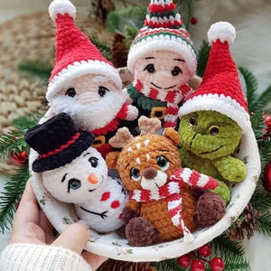 Crochet Christmas Set Patterns Amigurumi Christmas Set Green Villain ...