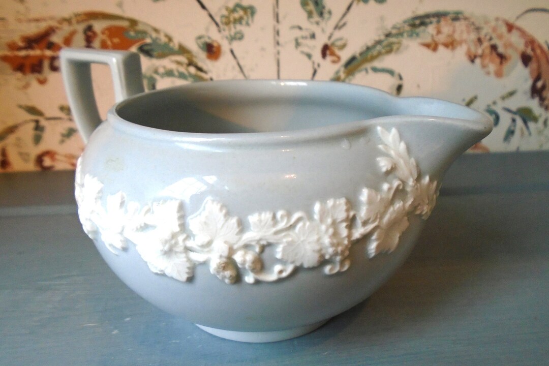 Wedgwood of Etruria & Barlaston Embossed Queensware of England - Etsy