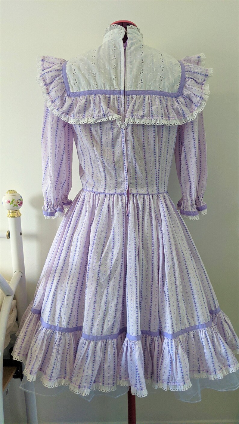 Vintage Pastel Purple Prairie Floral Print Handmade 70s Classic Lolita ...