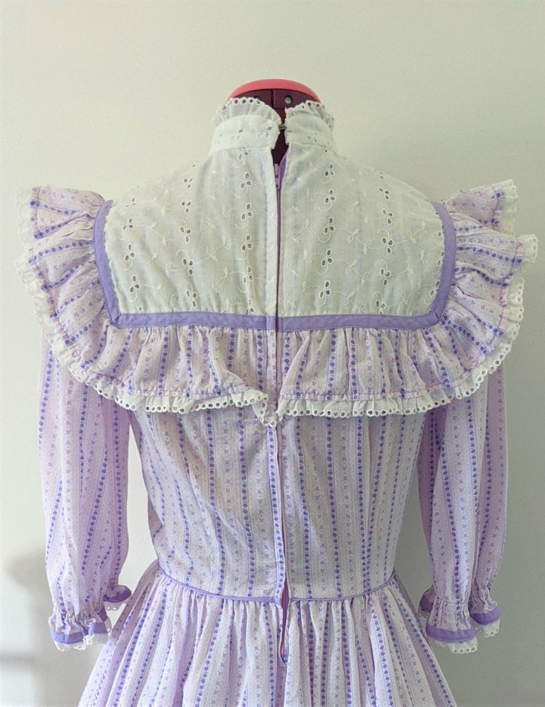 Vintage Pastel Purple Prairie Floral Print Handmade 70s Classic Lolita ...