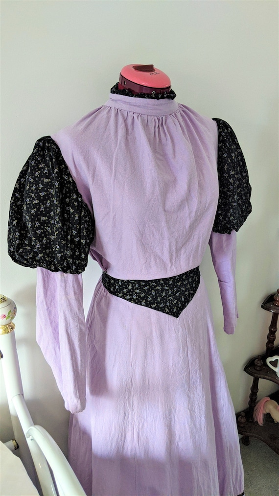 Vintage Handmade Lavender & Calico Floral Victorian P… - Gem