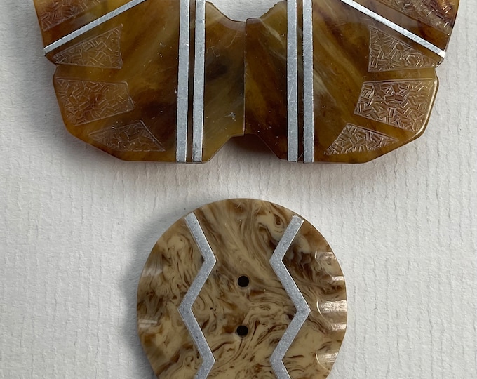 Pairing of a Clasp and a Button. - Etsy