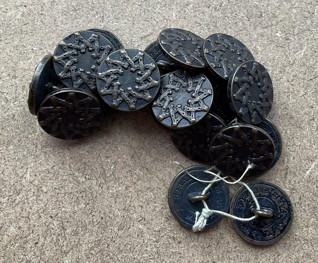 Bundle of Paris Back Buttons. - Etsy