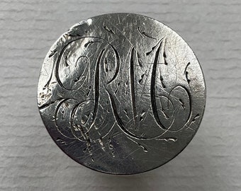 Georgian Button - Etsy