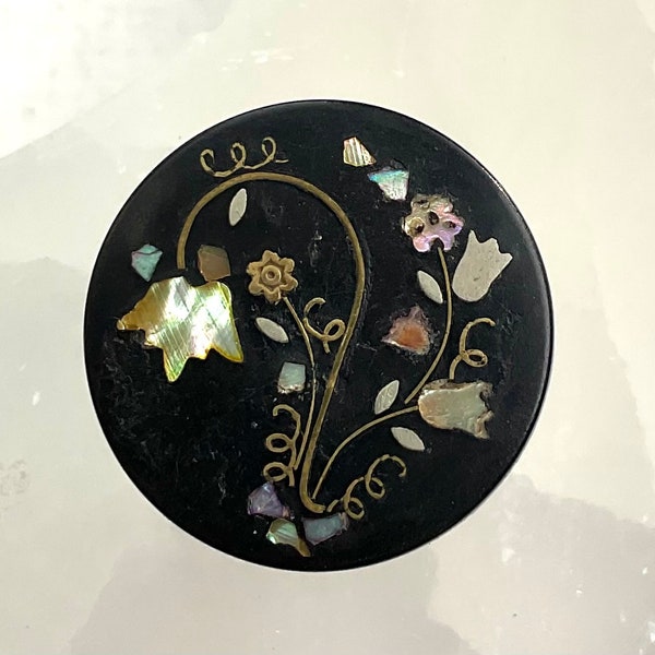 Colonial Buttons - Etsy