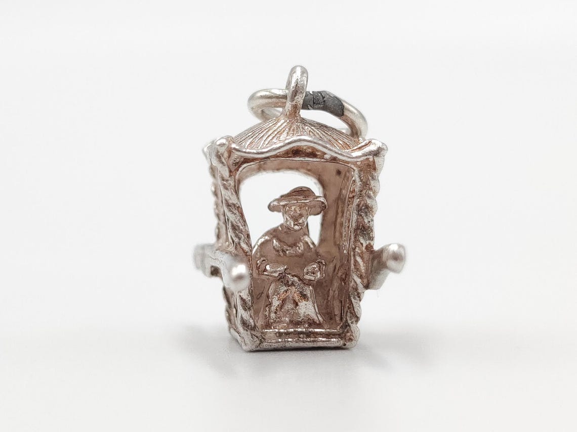 Vintage 925 Sterling Sedan Chair 3D Charm / Pendant With Seated Person ...
