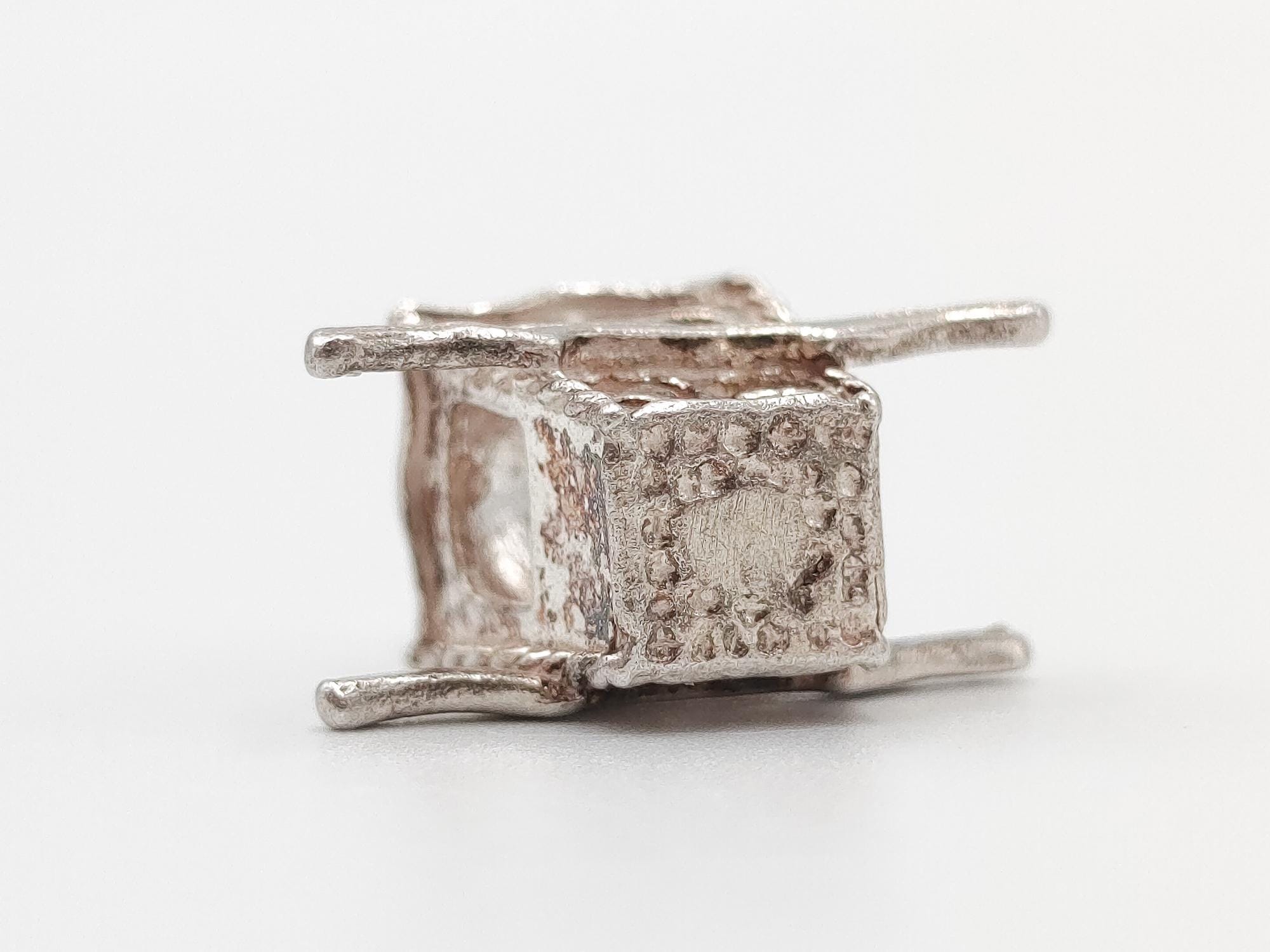 Vintage 925 Sterling Sedan Chair 3D Charm / Pendant With Seated Person ...