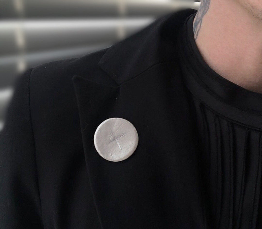 REAL unconsecrated Communion Wafer Brooch Pin Plain Silver - Etsy