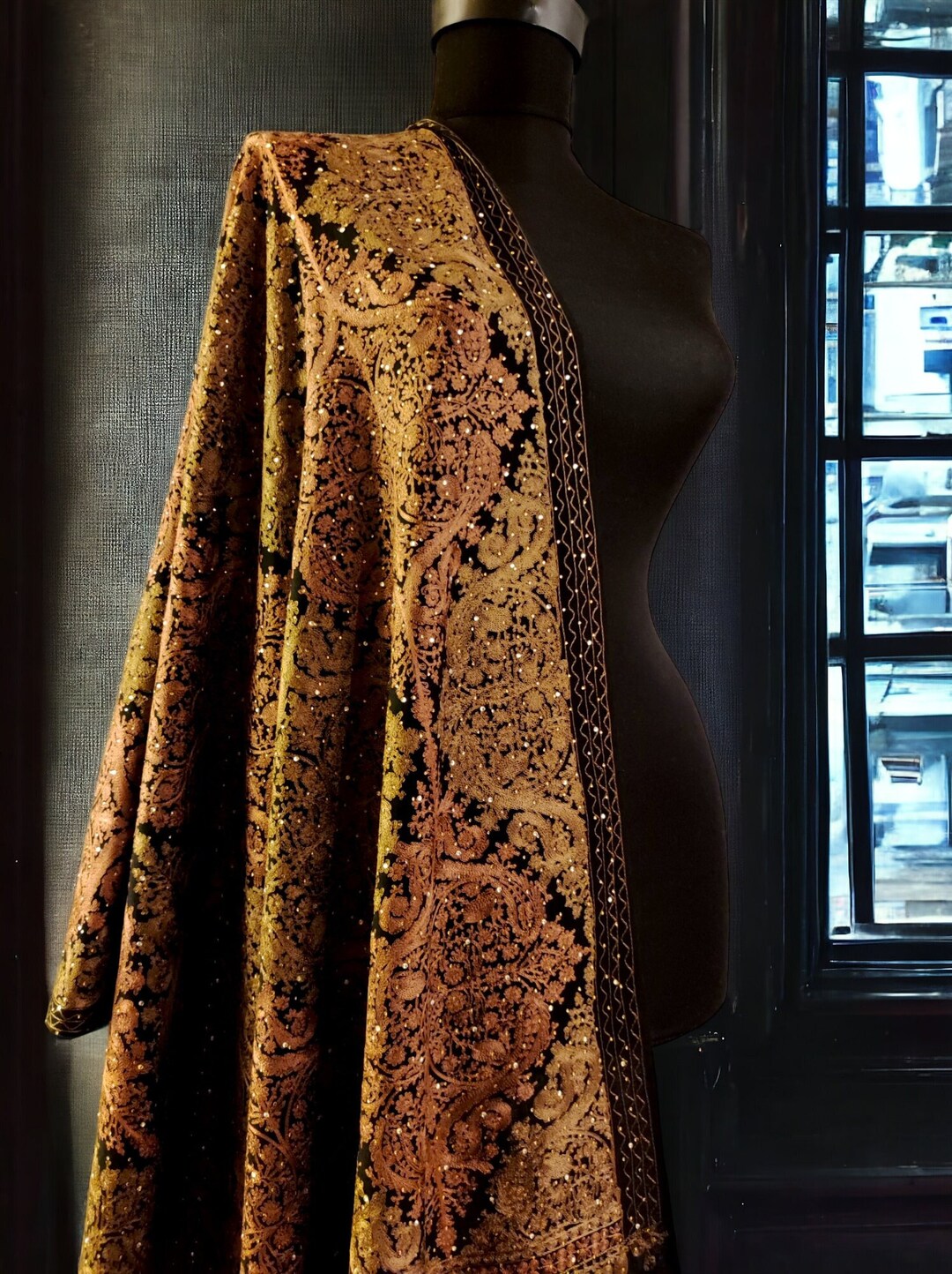 High Quality Crystal Embroidered Black Cashmere Shawl, Silk Embroidered ...