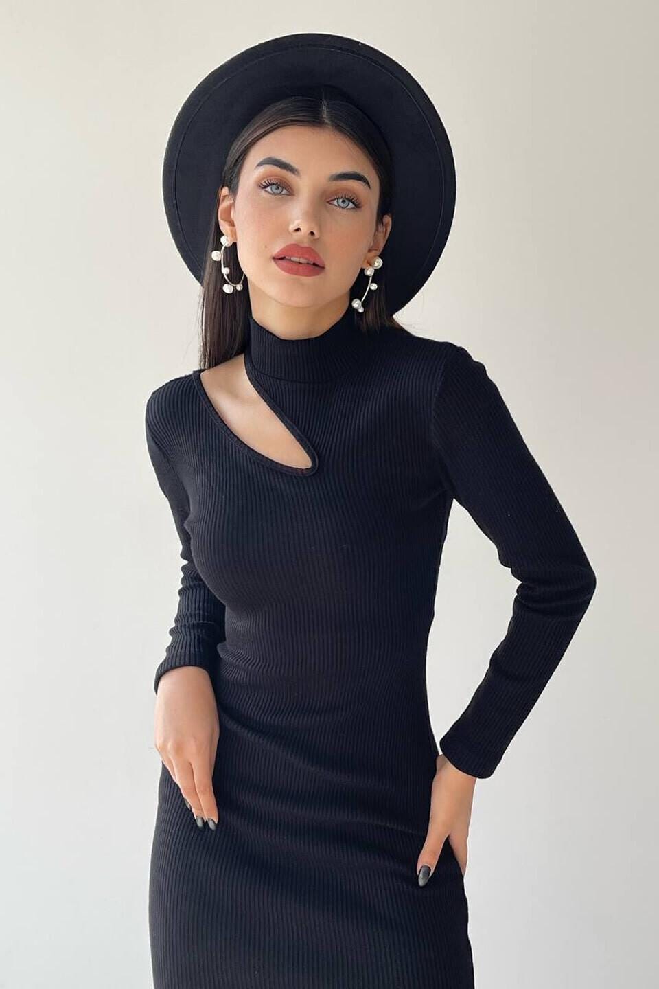 Neckline Cut-out Dress, One Shoulder Pencil Dress, Fitted Midi Dress ...