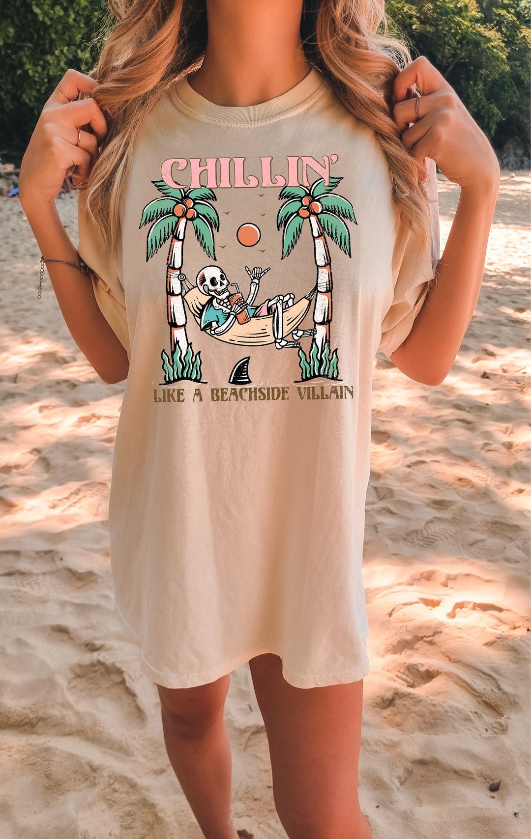 Chillin' Like A Beach Side Villian Comfort Colors T-shirt - Etsy
