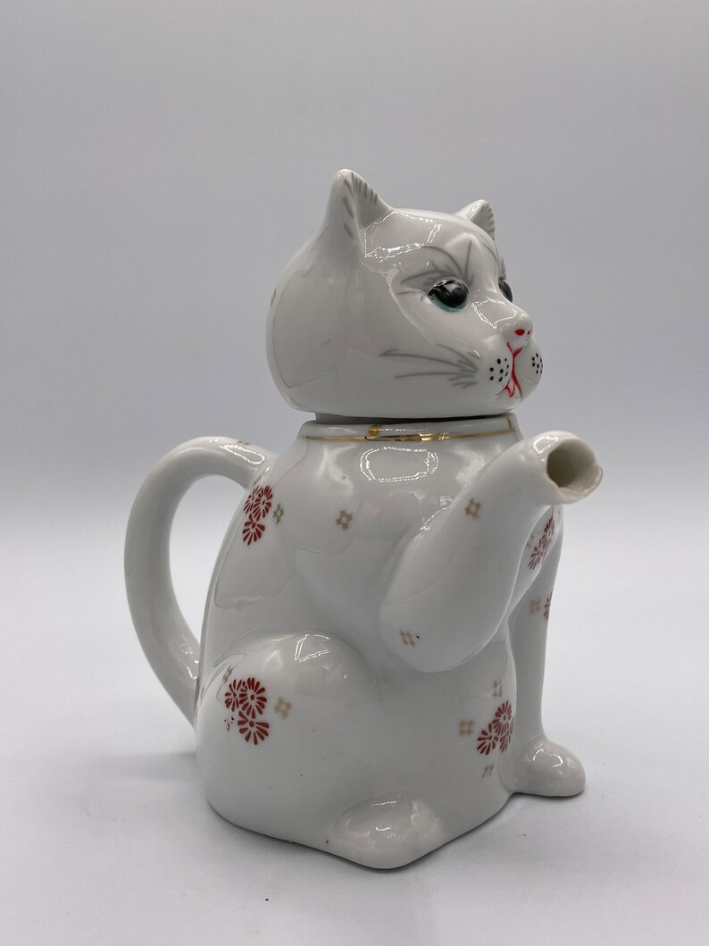 Vintage Porcelain Cat With Raised Paw Pour Spout Teapot - Etsy