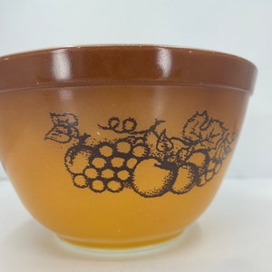 Vintage Pyrex Old Orchard Pattern 1 1/2 PT Ovenware Nesting Bowl Made ...