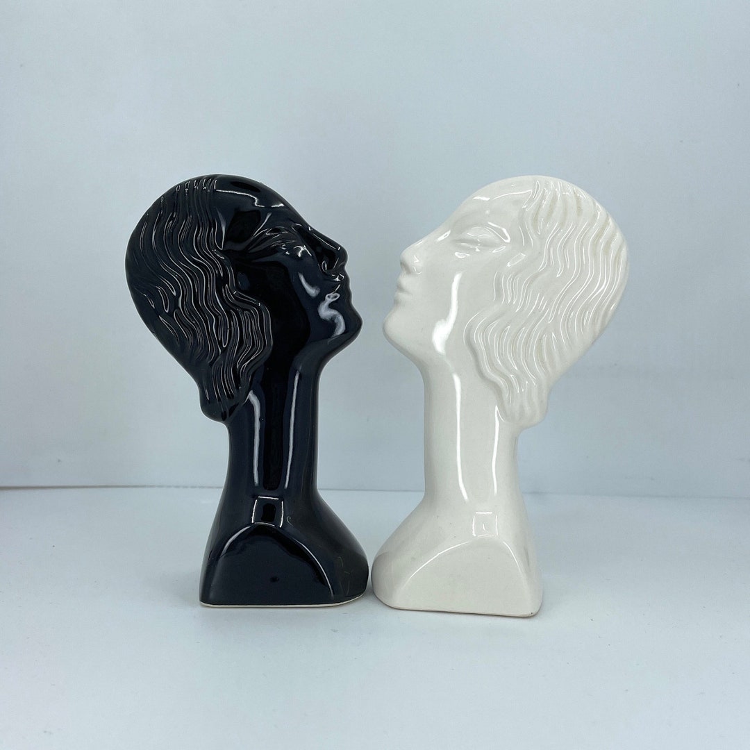 Sarsaparilla Deco Designs 1984 Black and White Art Deco Salt and Pepper ...