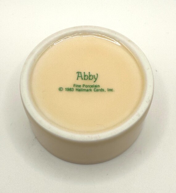 Vintage 1983 Hallmark Abby Fine Porcelain Trinket Box… - Gem