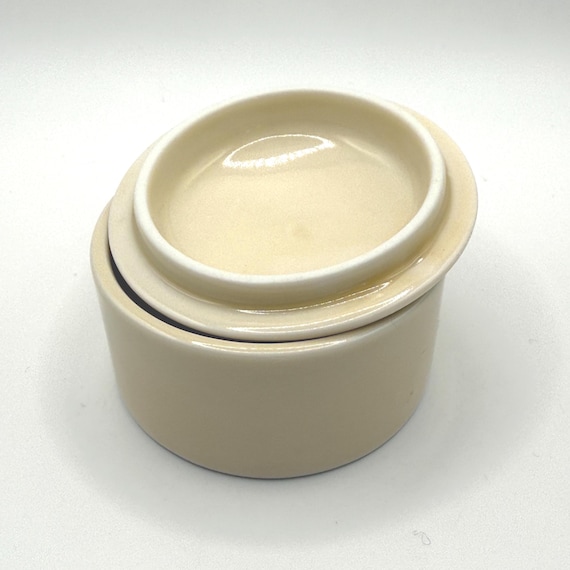 Vintage 1983 Hallmark Abby Fine Porcelain Trinket Box… - Gem