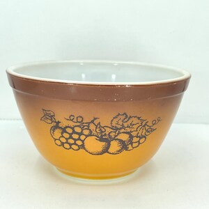 Vintage Pyrex Old Orchard Pattern 1 1/2 PT Ovenware Nesting Bowl Made ...