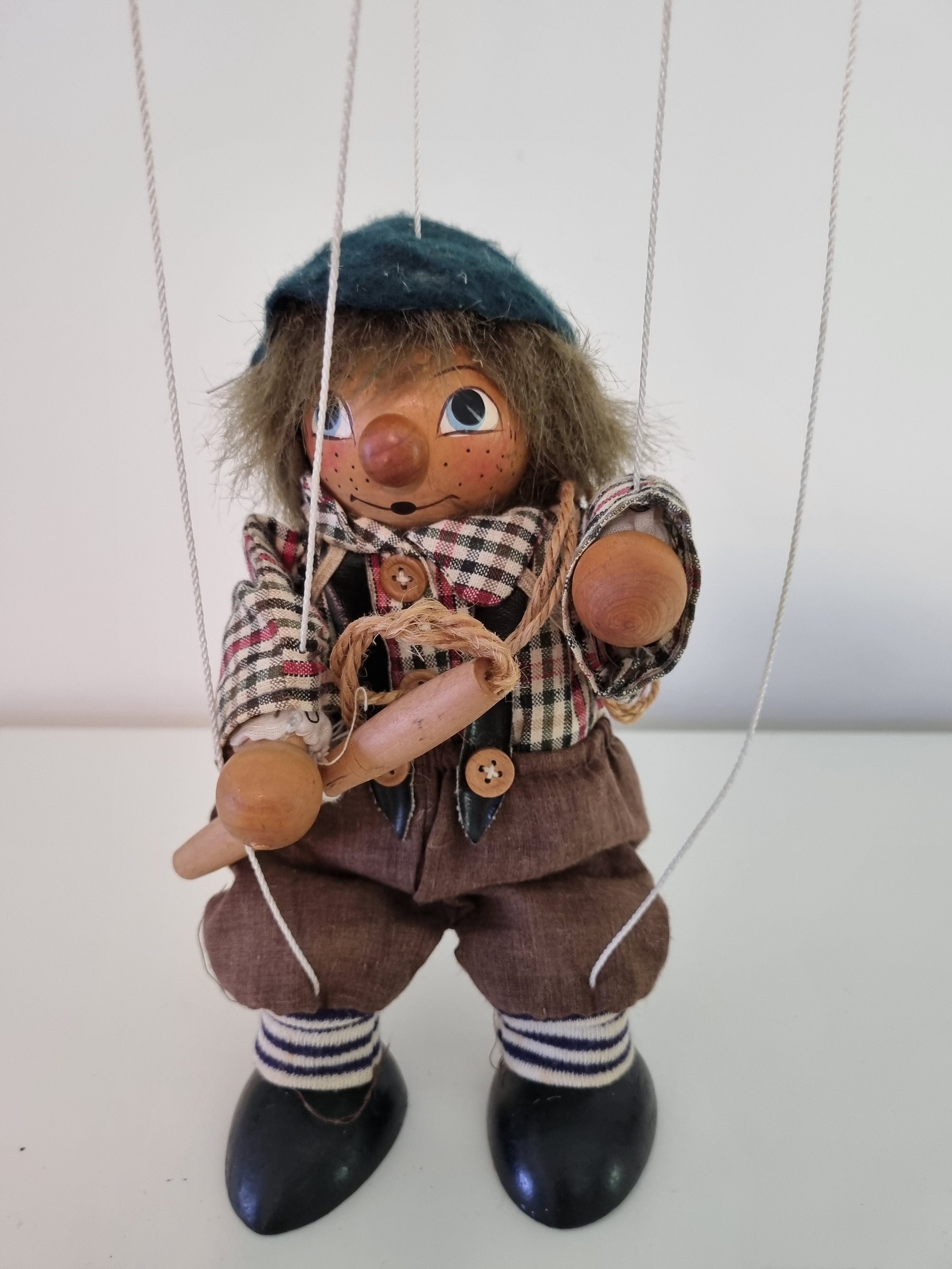 Puppet on a String Marionette Vintage Retro Kitsch Painter French ...