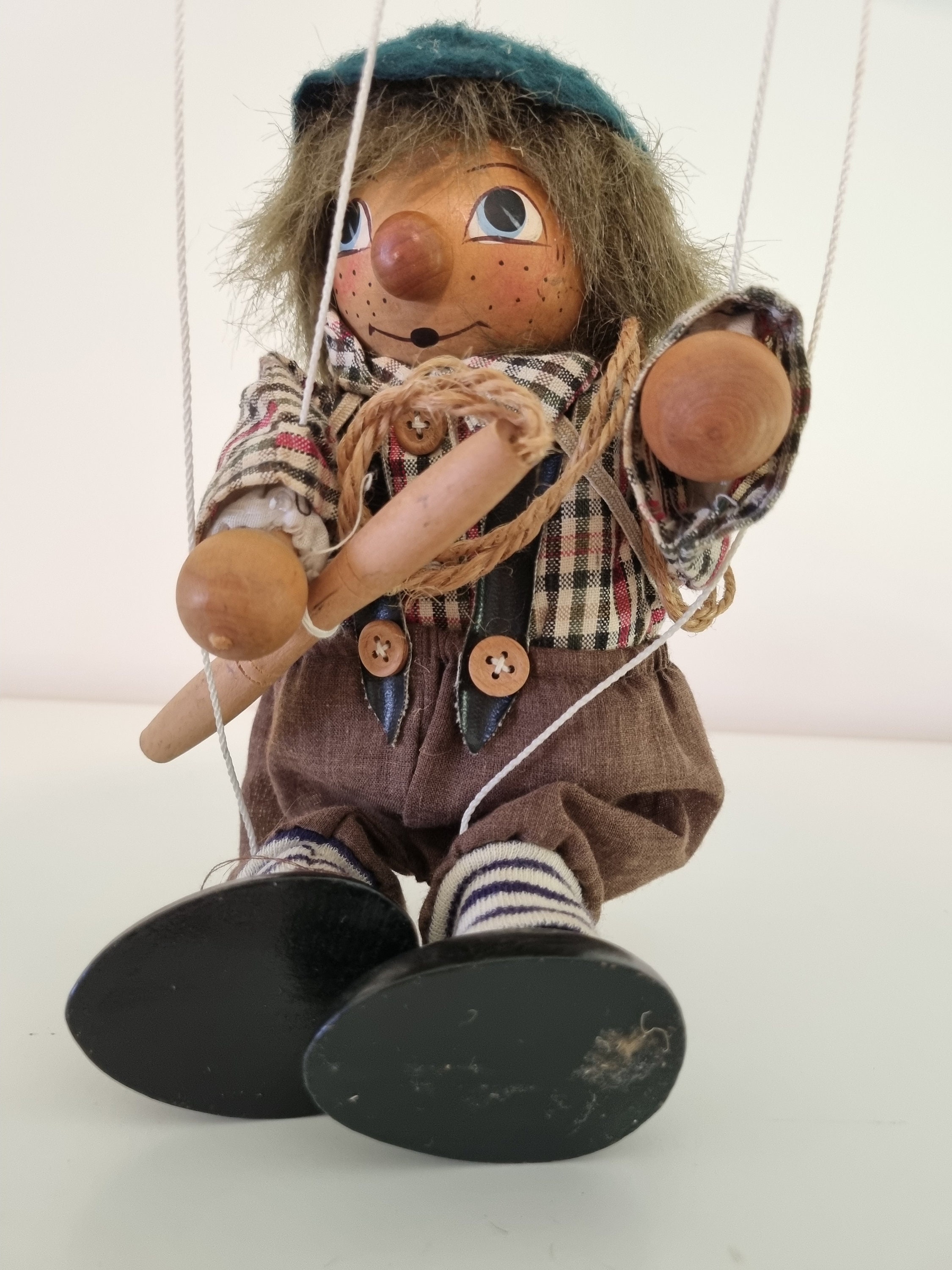 Puppet on a String Marionette Vintage Retro Kitsch Painter French ...