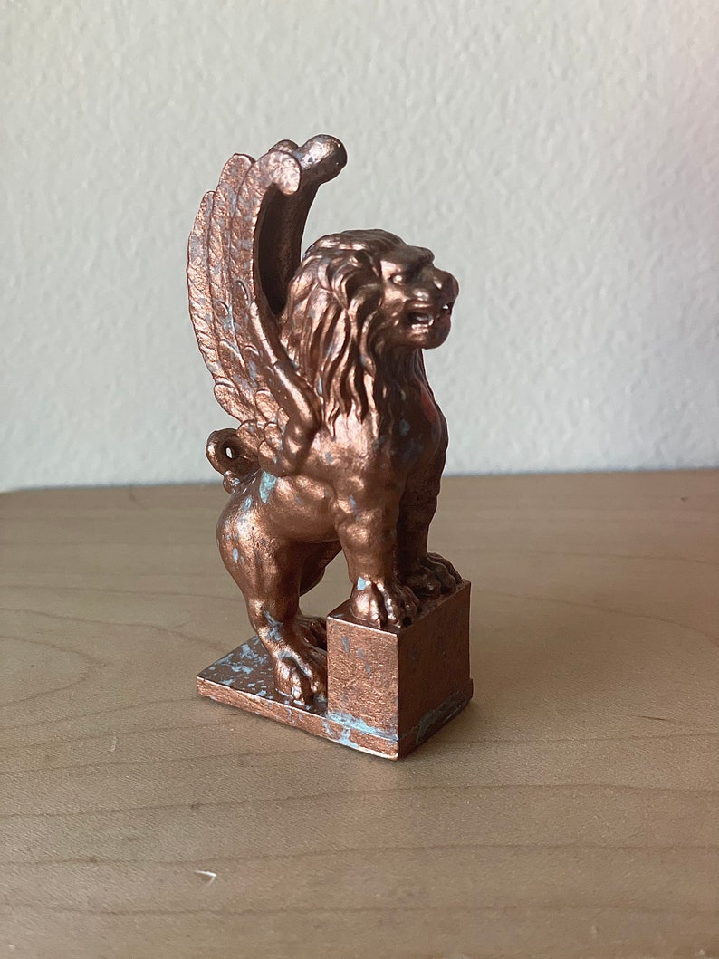 Chinese/pixiu Winged Lion - Etsy