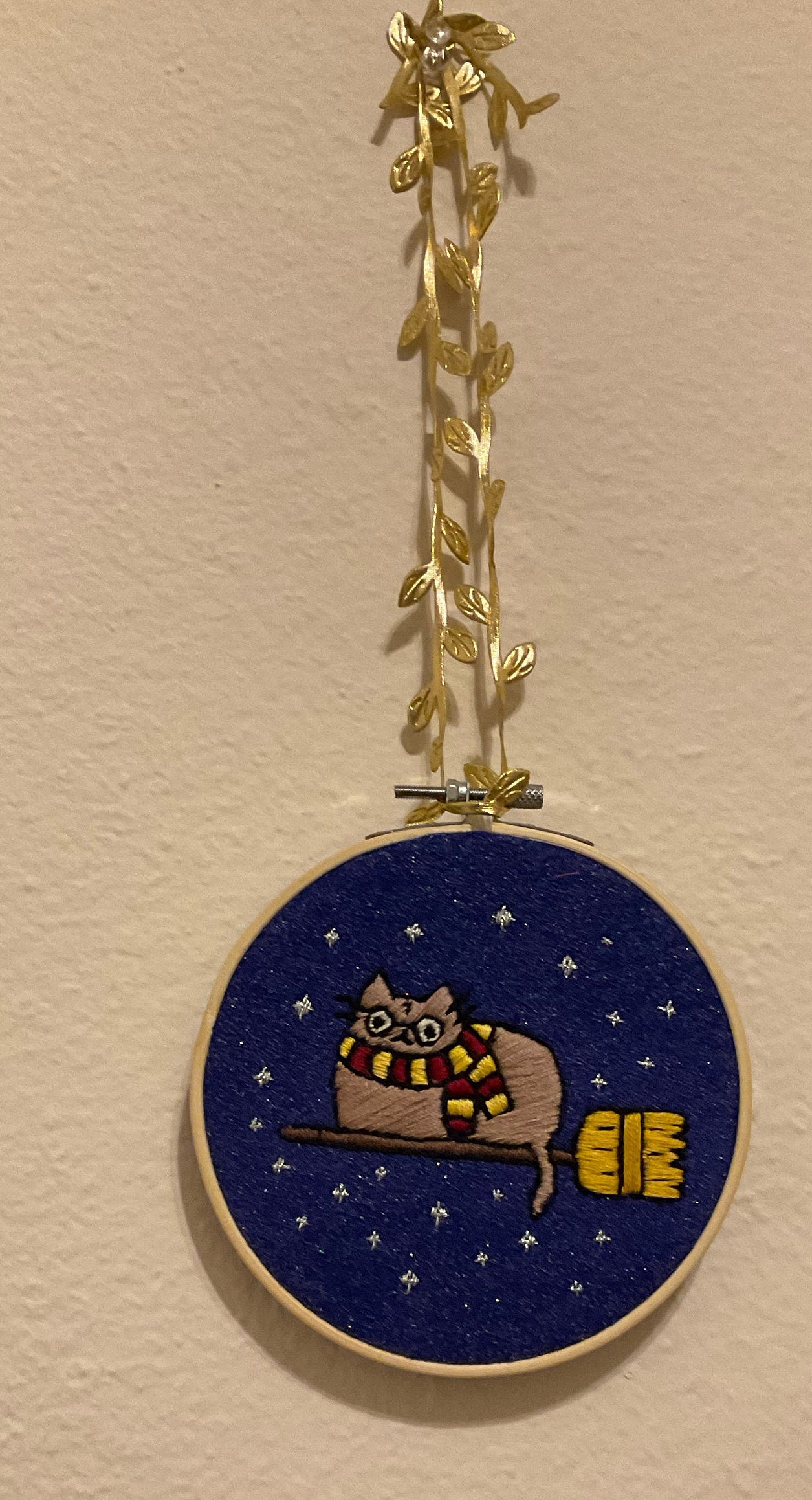 Pusheen Harry Potter Gryffindor Cat, Hand Embroidery Hoop Art, 5in Hoop ...