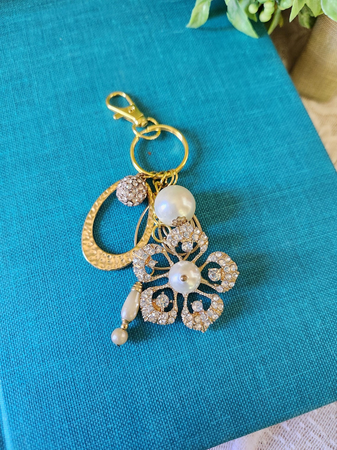Bag Purse Charm, Key Ring, Flower,handmade, Keychain, Vintage Jewelry ...