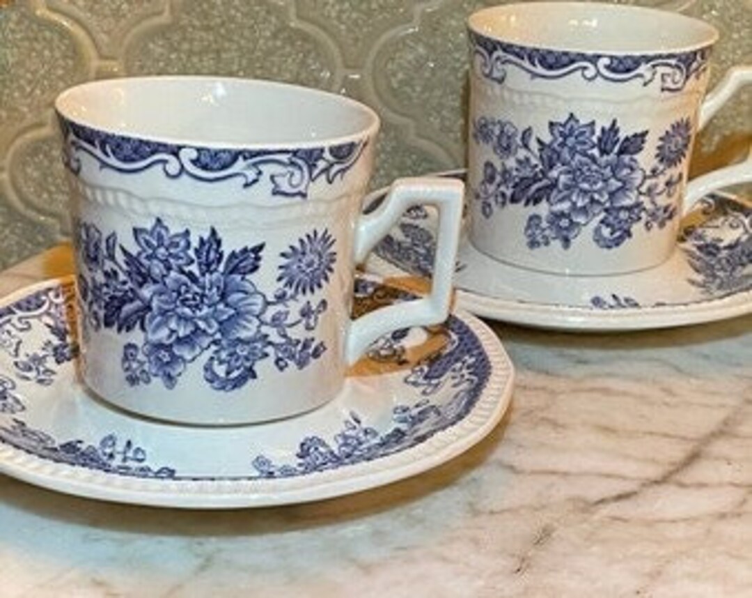 Balmoral Kensington Staffordshire Blue Floral Ironstone England Creamer ...