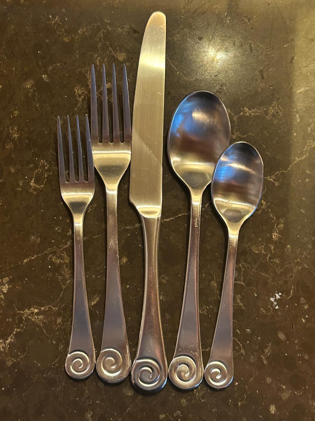 Robert Welch Ammonite Stainless Steel Cutlery Set - 6-piece Place ...
