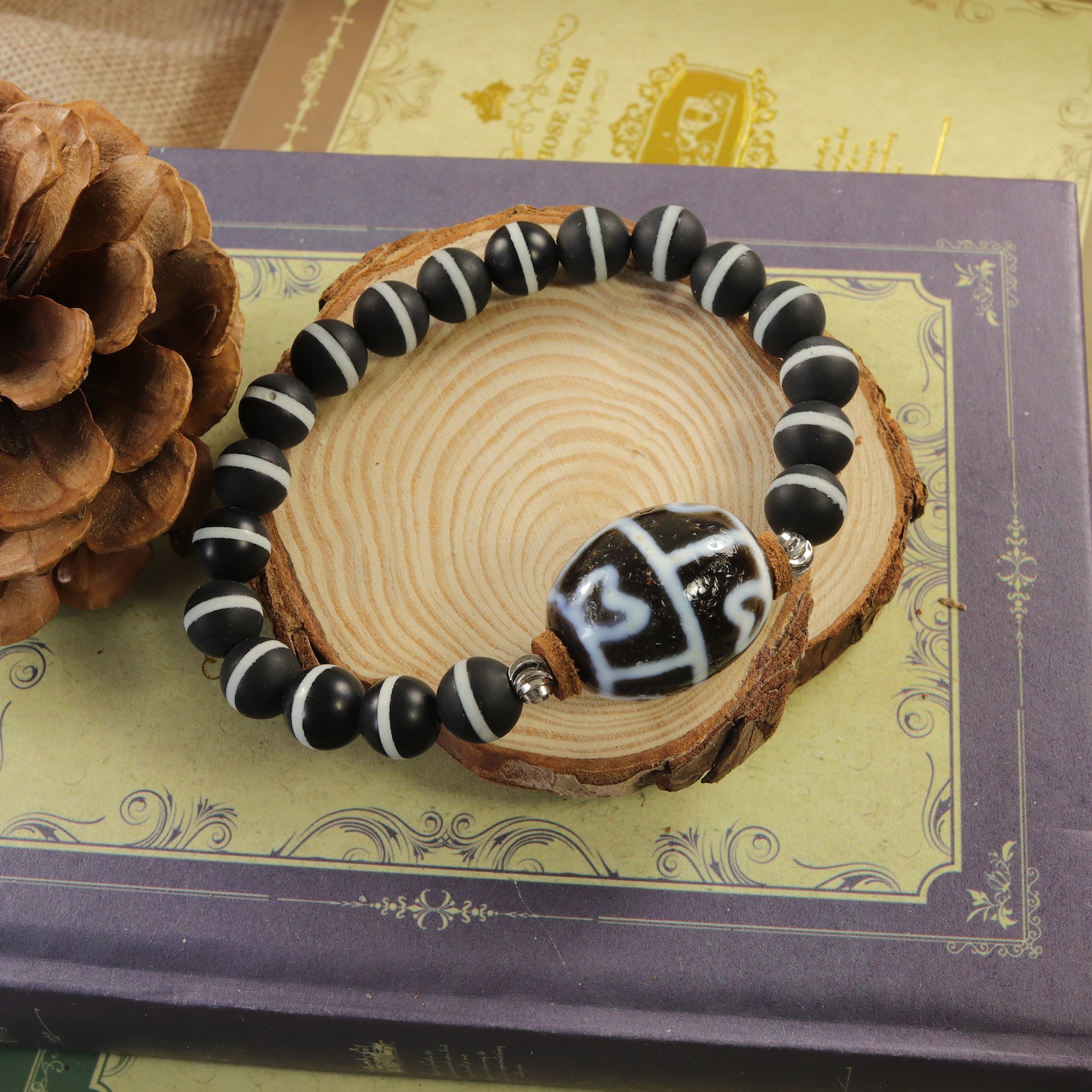 Tibetan Earth Door Six Heart Amulet Dzi Bead Bracelet - Etsy