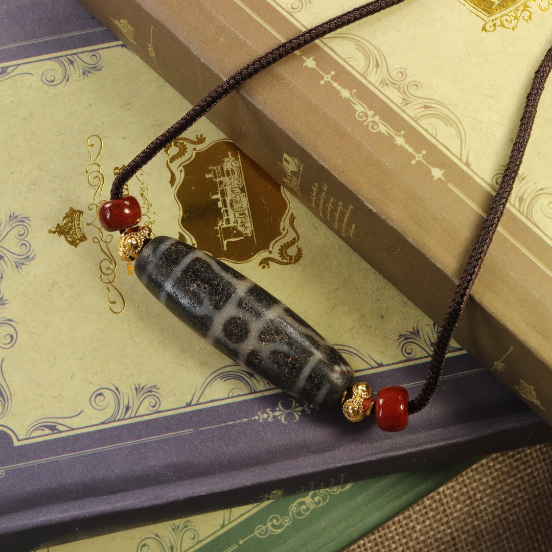 Tibetan Lightning and Mystic Knot OR Phurba / Vajra Amulet Dzi Bead ...