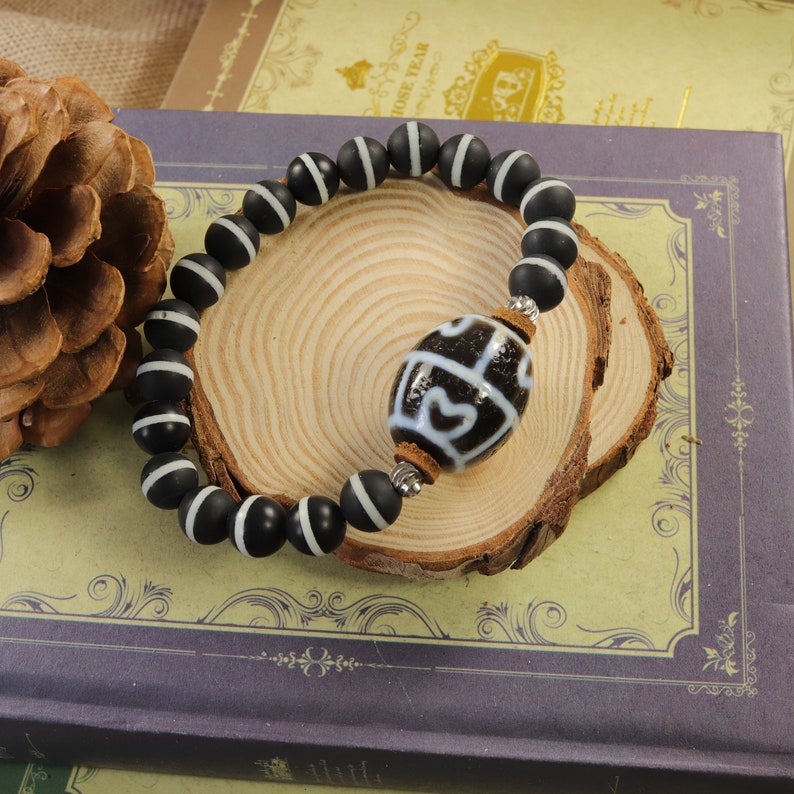 Tibetan Earth Door Six Heart Amulet Dzi Bead Bracelet - Etsy