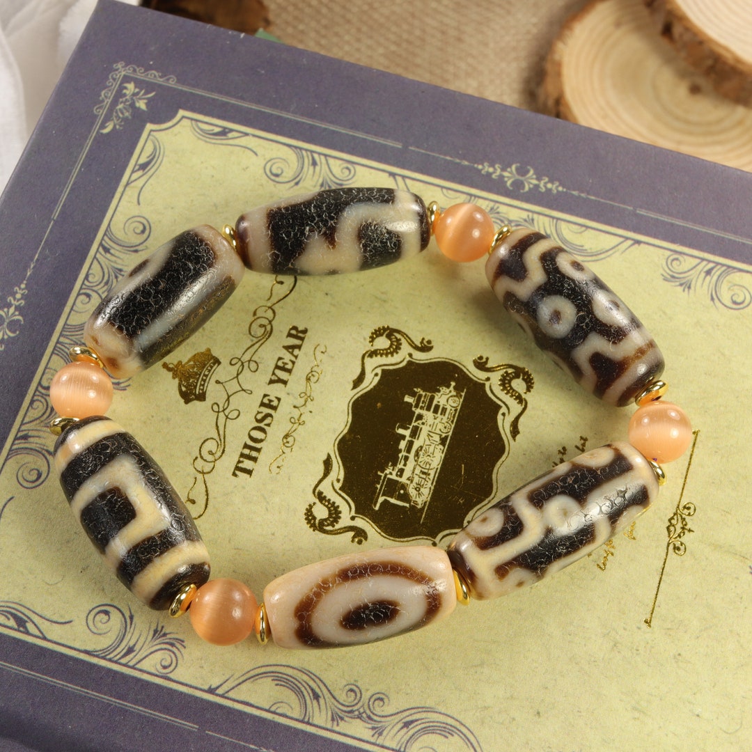 Tibetan One Eye, Seven Eyes, Nine Eyes, Heaven and Earth, Two Eyes ...