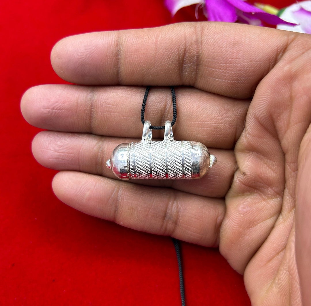 Silver Taweez Locket for Men and Women Stash Mantra Box Kavach Taweez ...