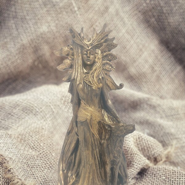 Hecate - Etsy