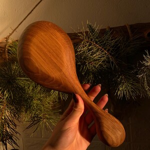 Wooden Serving Spoon, Natural Curved Wood Spoon for Kitchen or Dining ...