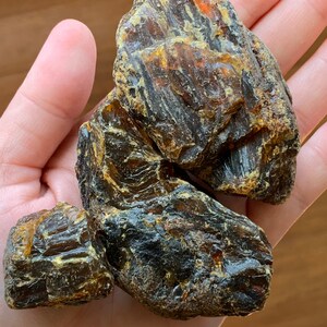 Raw Black Amber Chunk UV Reactive - Etsy
